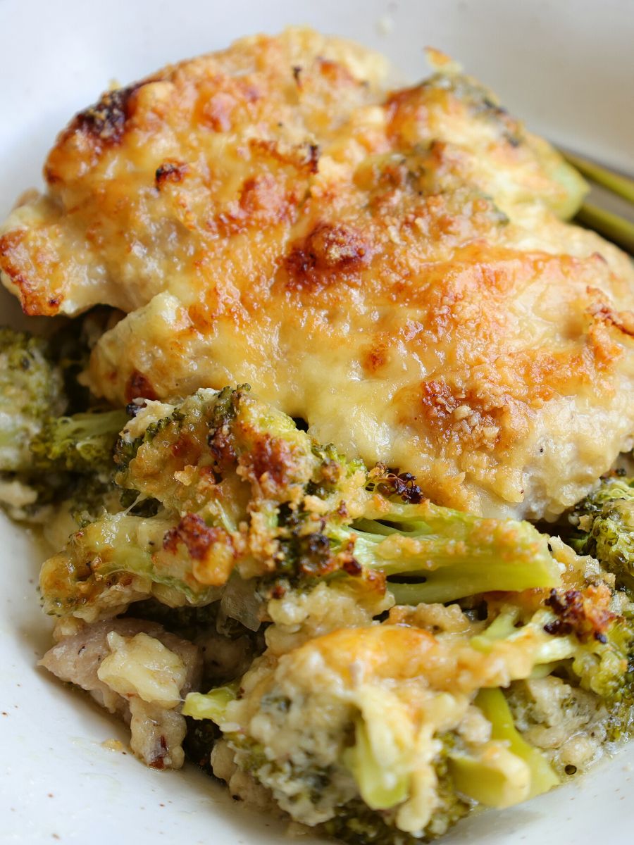 One-Pot Broccoli Cheddar Chicken. - Healthy Elizabeth